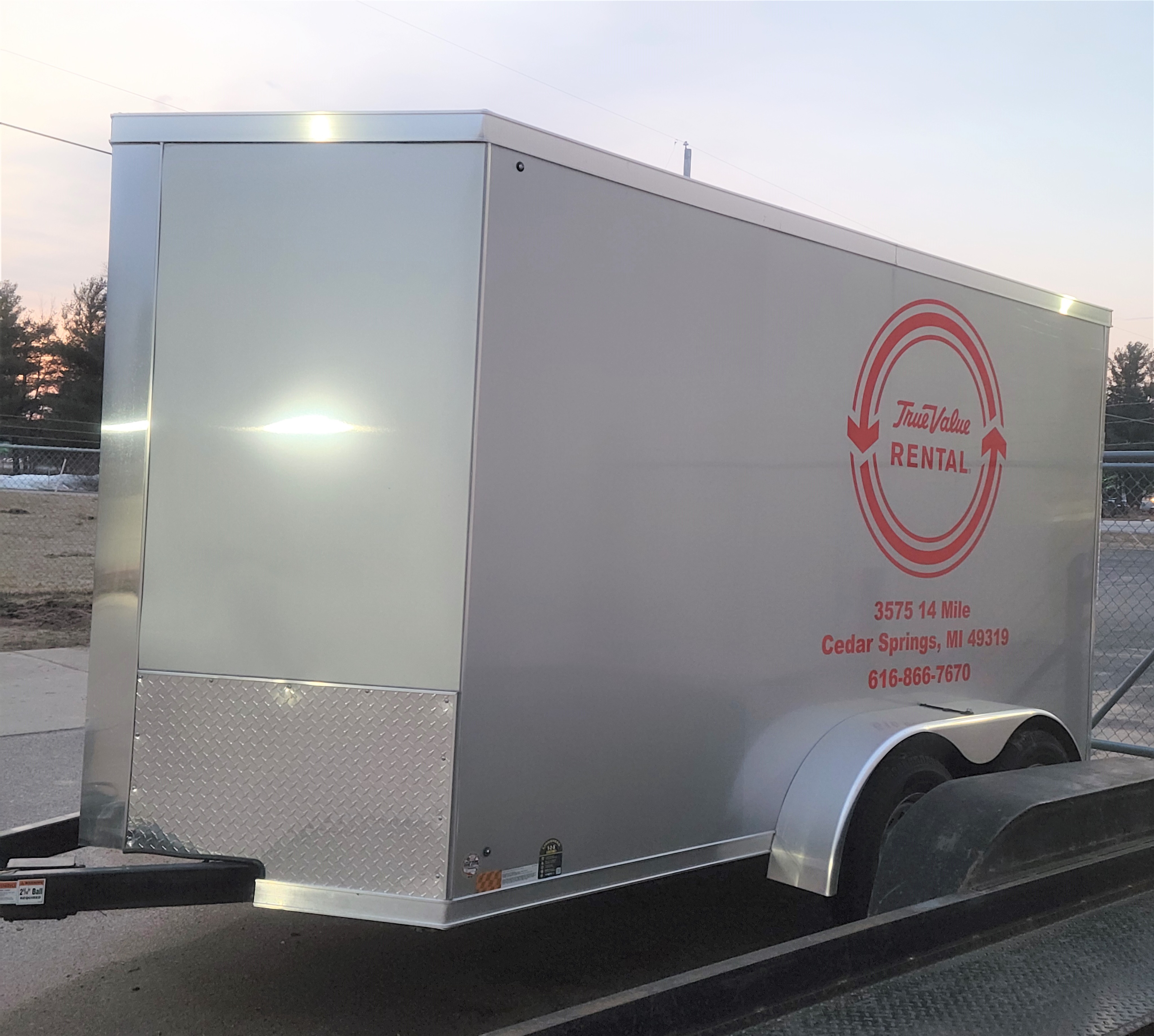 6'X12'X6.5' Enclosed Trailer | True Value Rental of Northern Kent ...